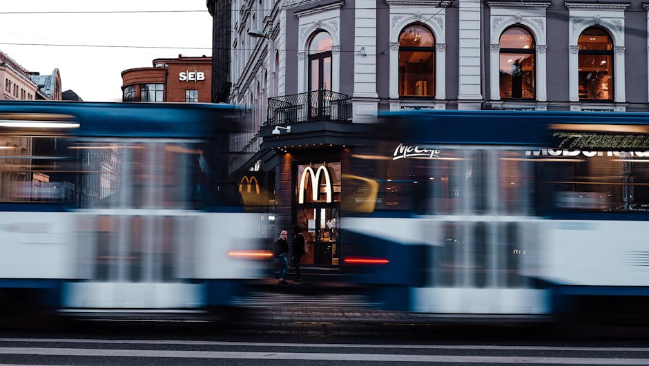 Optimizing Speed and Precision in a Busy Restaurant During Peak Hours ...